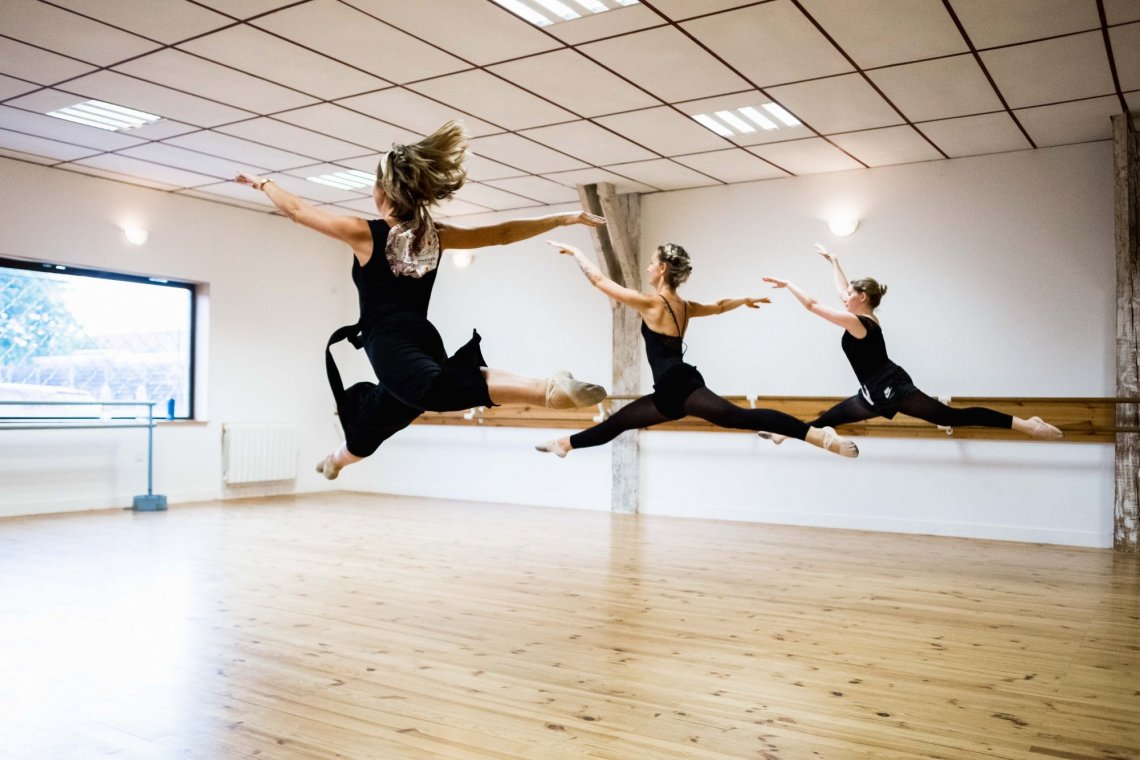 Cours de danse classique avancé pour adultes à Bordeaux